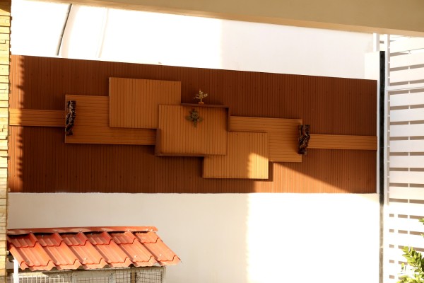 WPC plank for Wall cladding and Gates photos| Versaplank